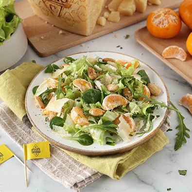 Tangerine, escarole, Grana Padano and toasted almond salad - Grana Padano