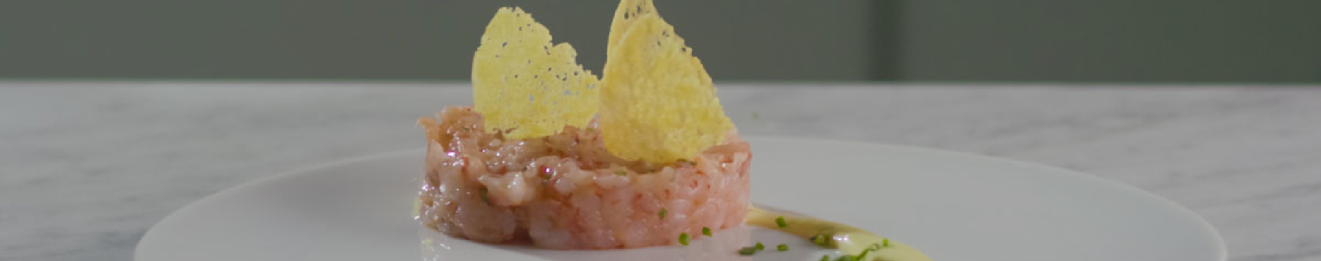 Prawn tartare with Grana Padano wafer and lime mayonnaise - Grana Padano