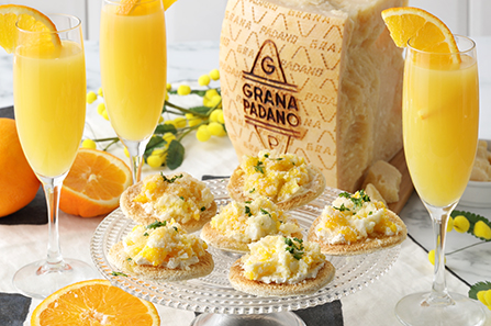 Canapés and mimosa cocktail for International Women’s Day - Grana Padano